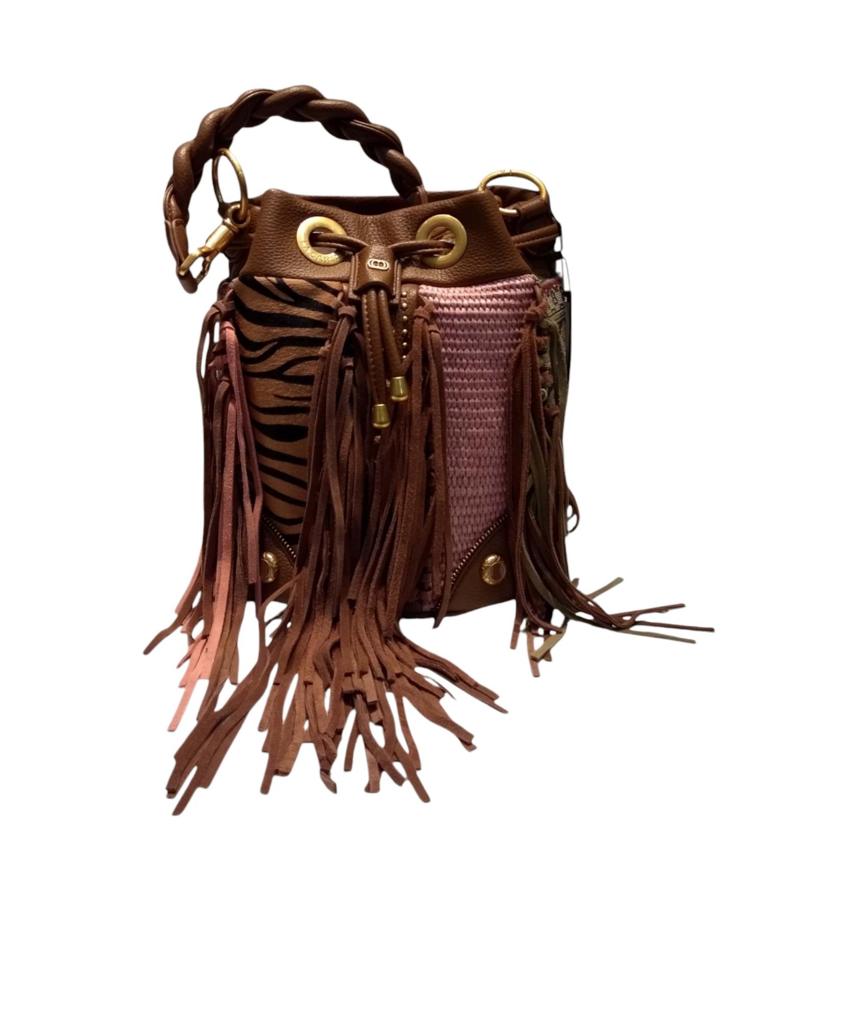 La Carrie Legacy Bucket Bag in Brown | Lyst
