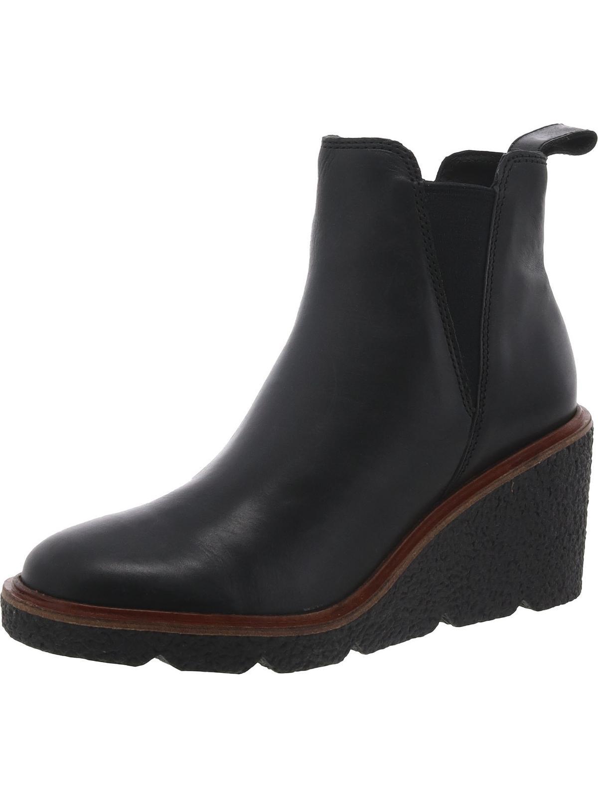 Clarks Clarkfordtop Cushioned Footbed Ankle Wedge Boots in Black | Lyst