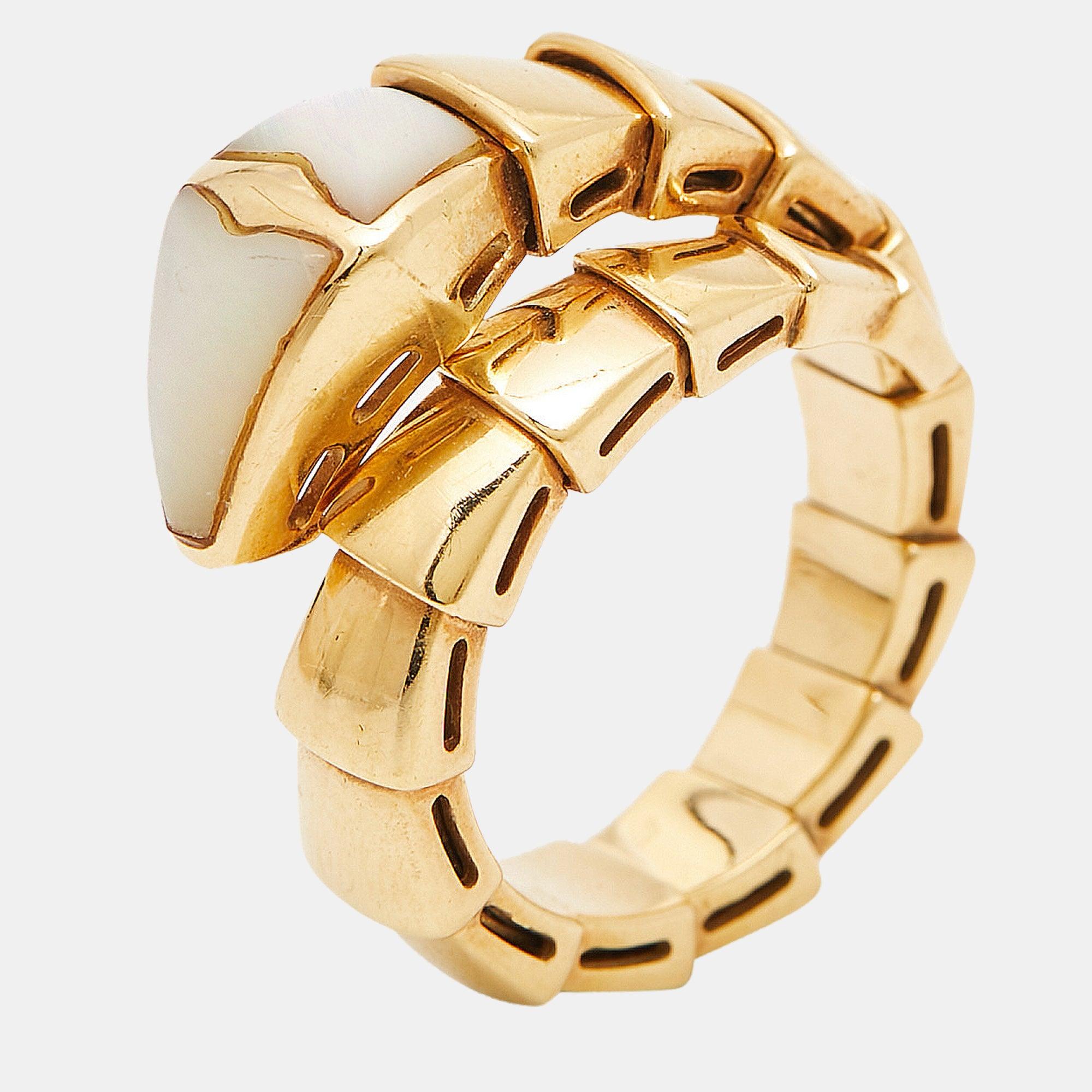BVLGARI Serpenti Viper Mother Of Pearl 18K Ring in Metallic | Lyst