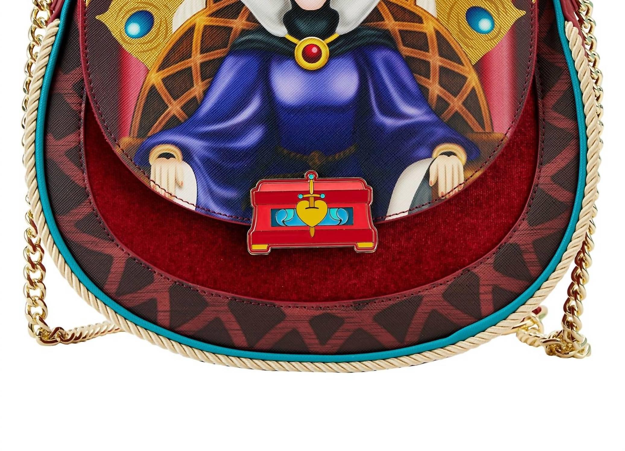 Loungefly Snow Evil Queen Throne Crossbody Bag in Red | Lyst