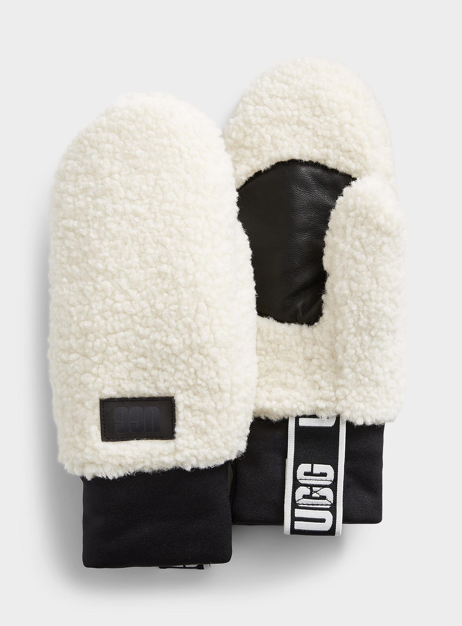 UGG Fluff Leather in Black | Lyst