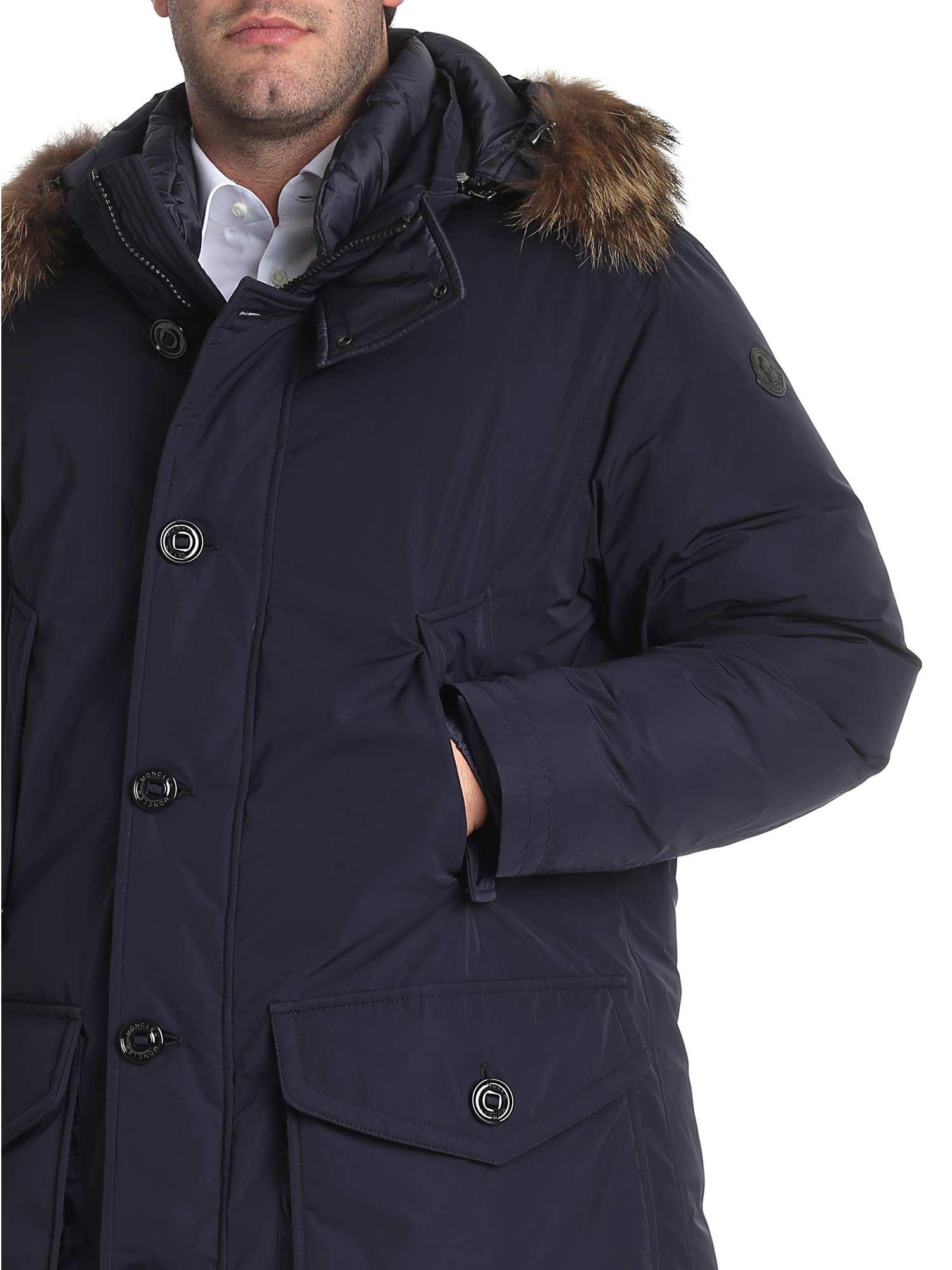 moncler river