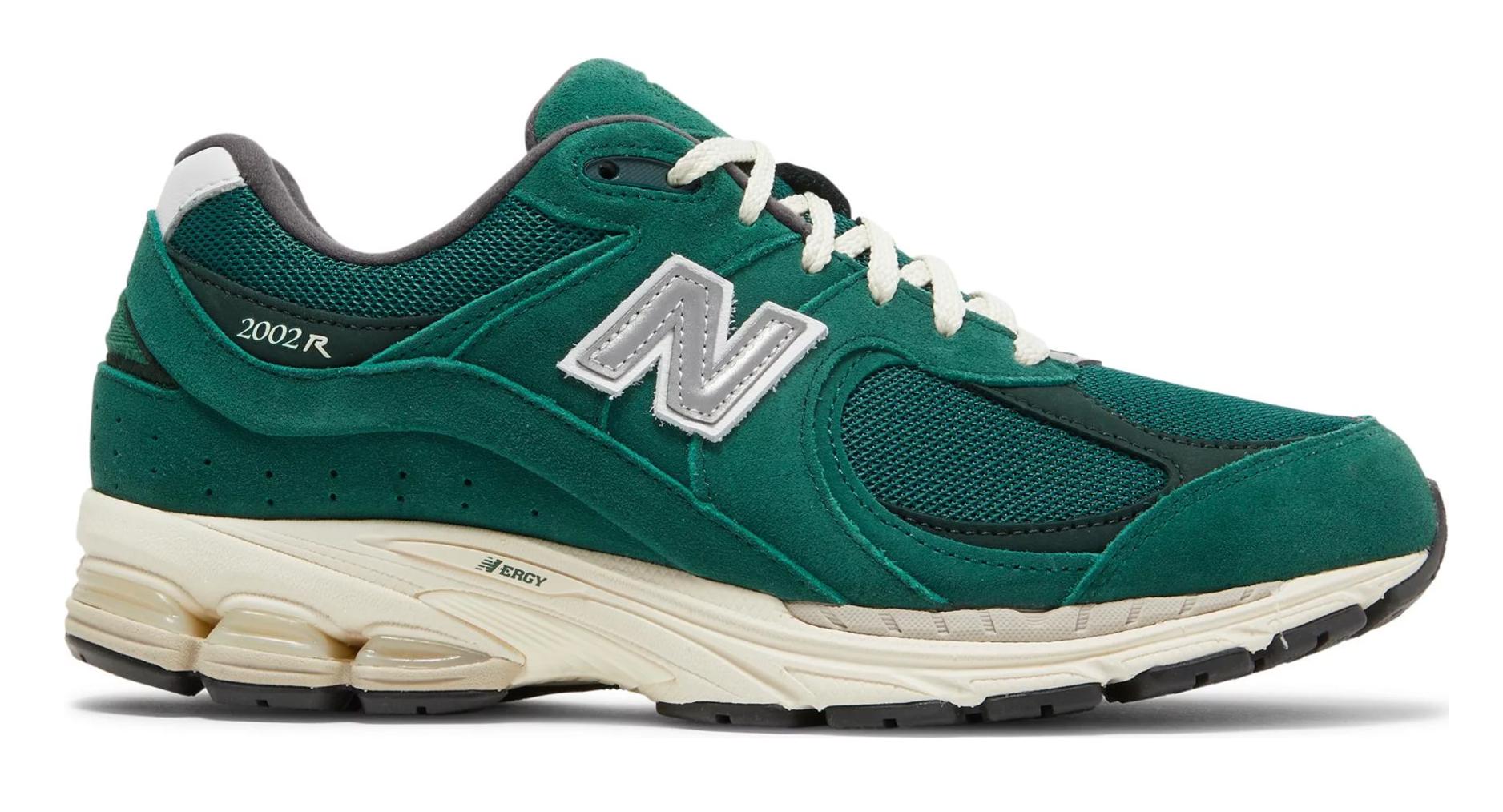 New Balance 2002r Nightwatch Green | Lyst