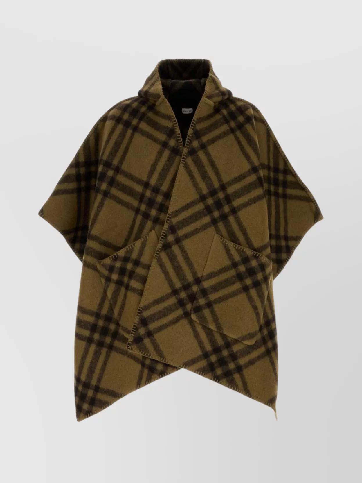 Burberry Oversized Wool Blend Cape With High Collar in Green | Lyst