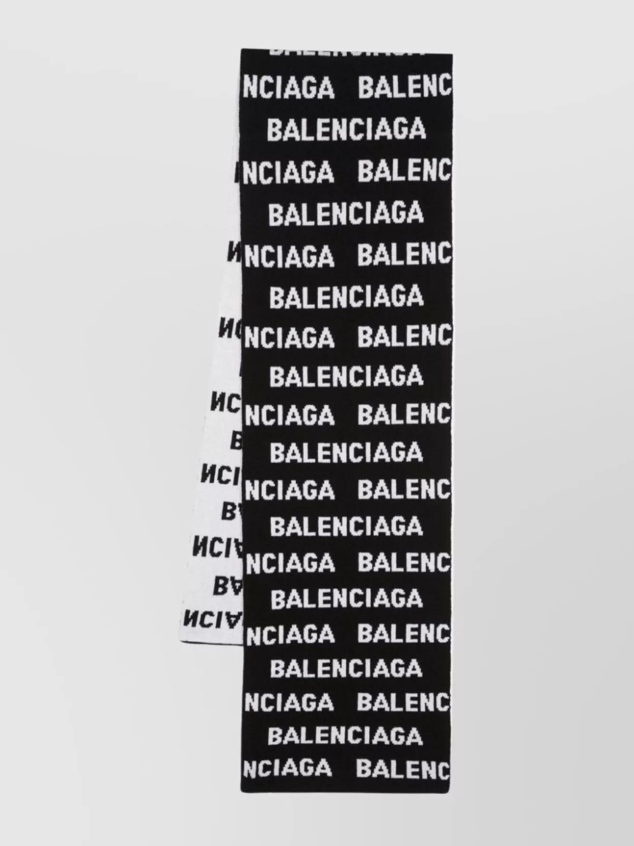 Balenciaga Wool Blend Logo Pattern Knit Scarf in White | Lyst