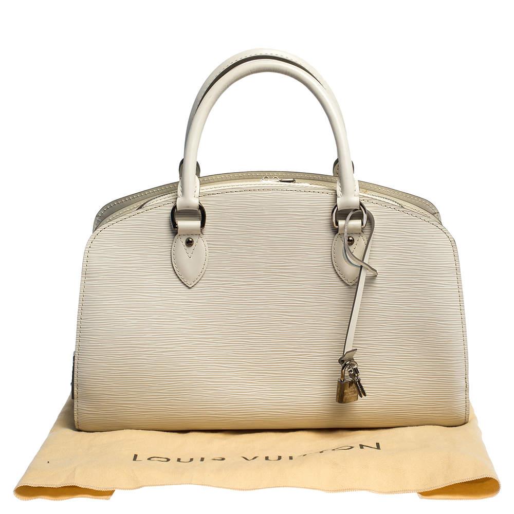 Louis Vuitton On The Go Pm Creamy Leather | Paul Smith