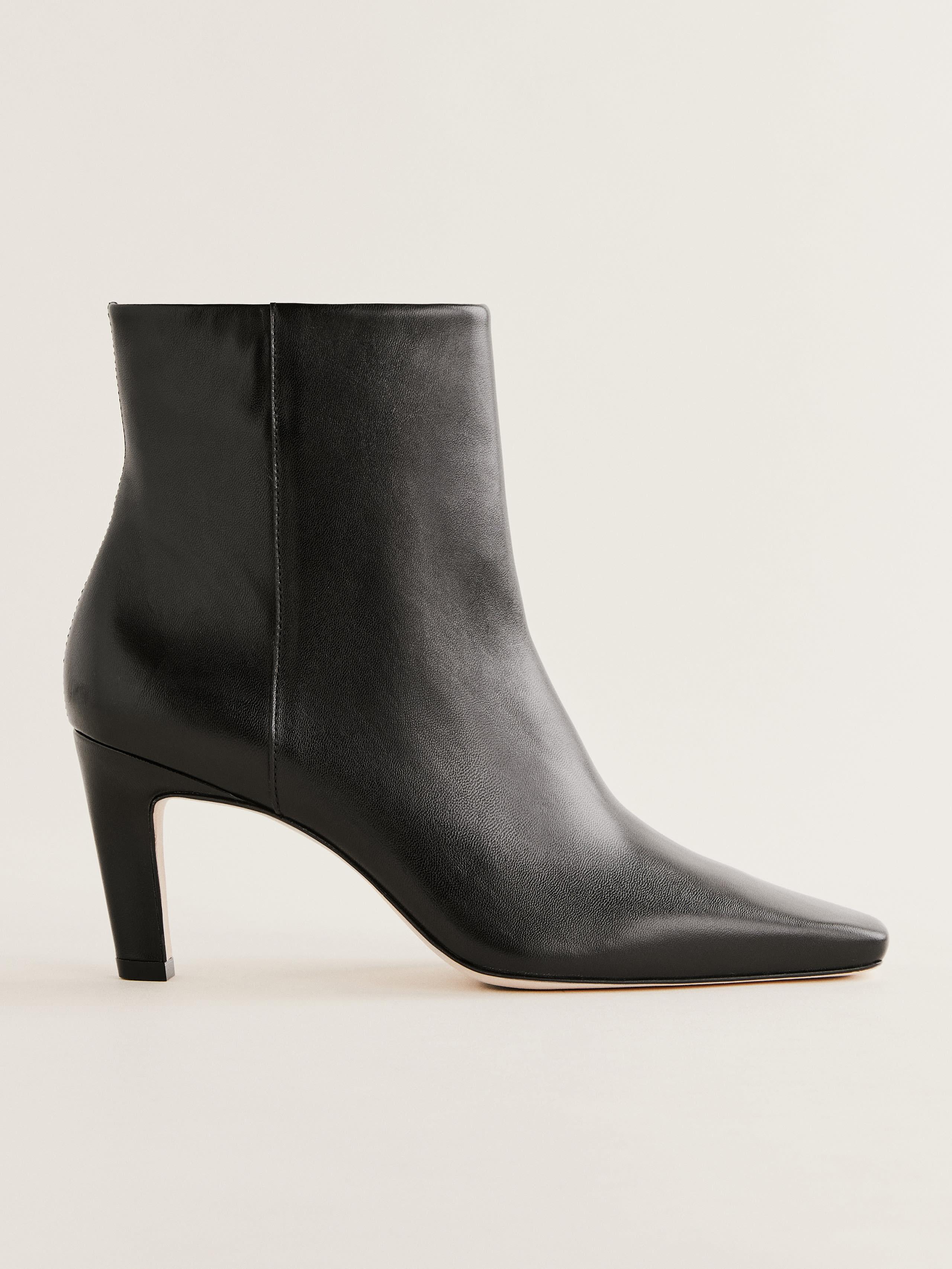 Reformation Rae Ankle Boot in Black | Lyst