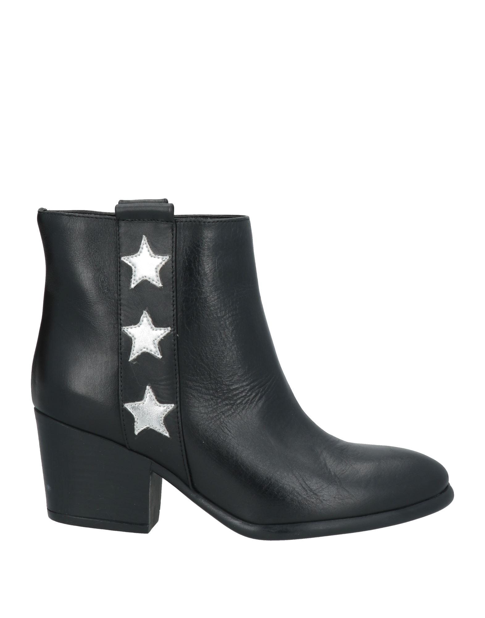 IDENTITÀ Ankle Boots in Black | Lyst